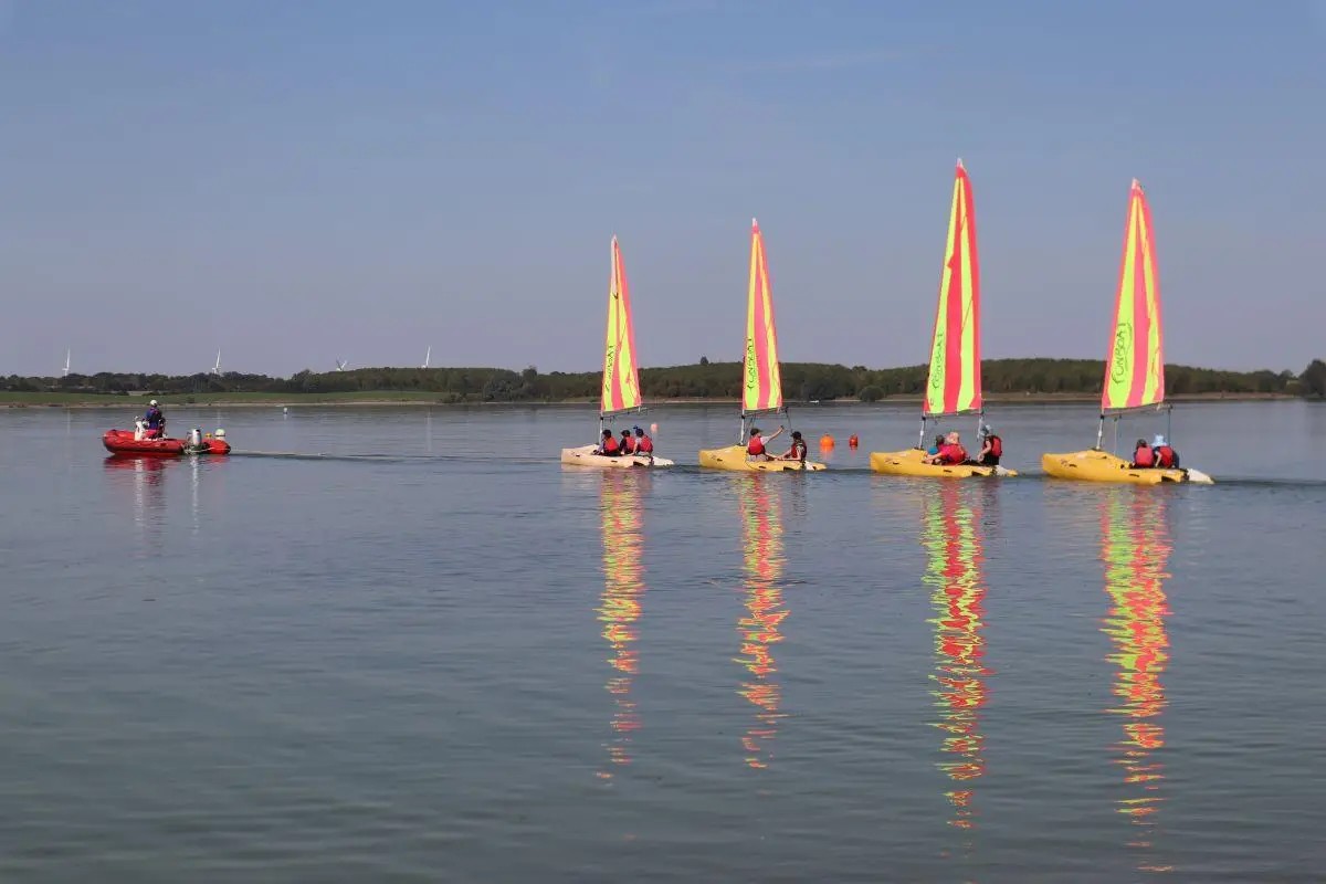 Grafham Water Centre Day Visits Watersports School Trip