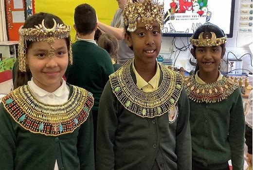 World of Ancient Egypt Workshop - Byd yr Hen Aifft School Trips & Workshops